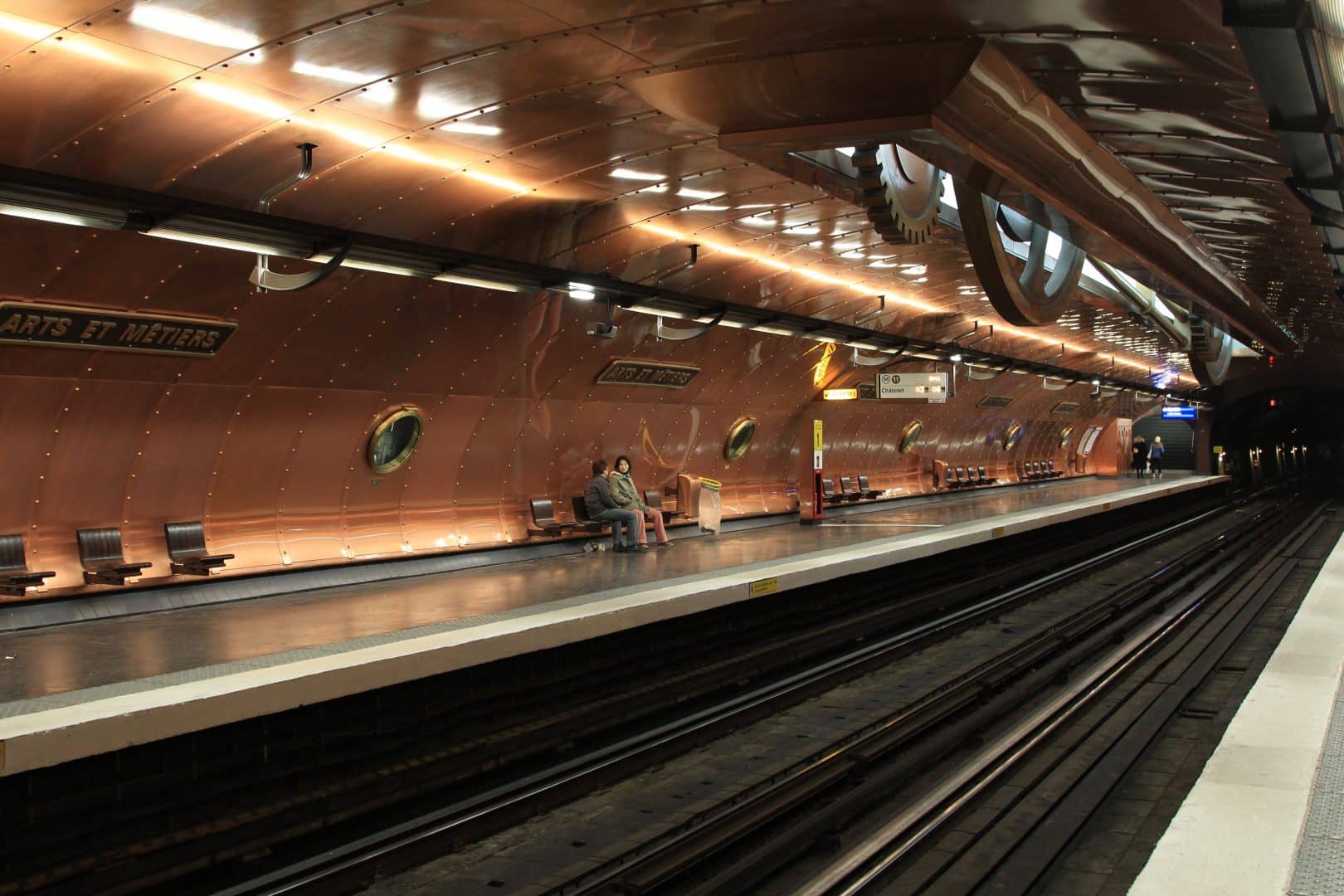 LES PLUS BELLES STATIONS DE METRO A PARIS